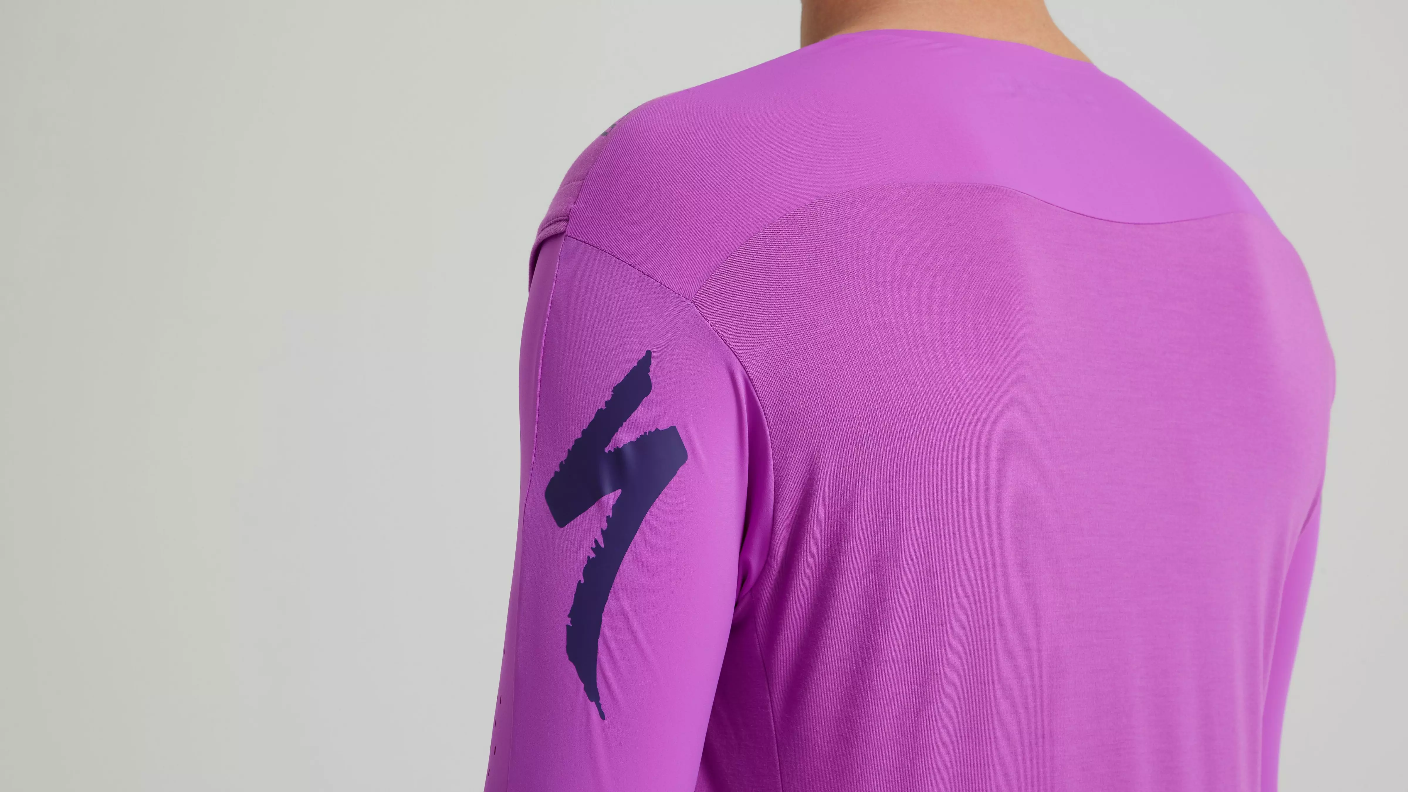 Gravity Race Long Sleeve Jersey Gravity Race Long Sleeve Jersey