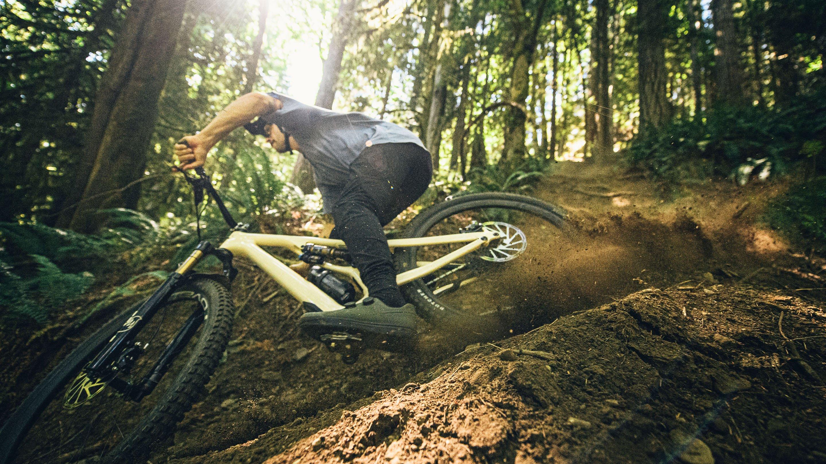 2FO ClipLite Mountain Bike Shoes