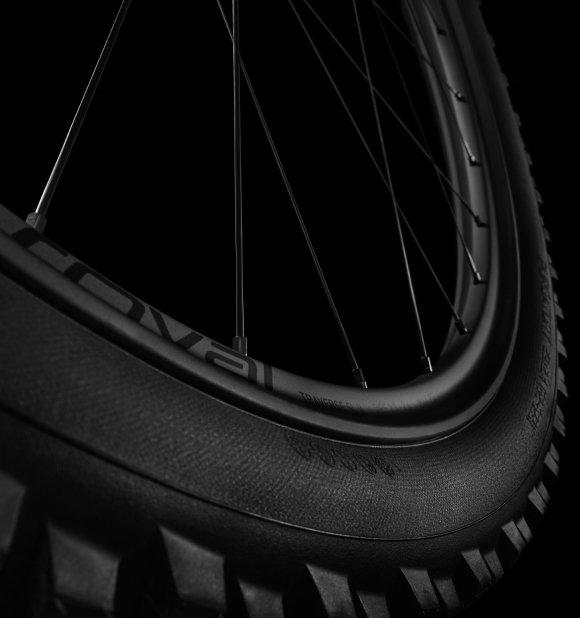 Roval Traverse SL II 240 6B