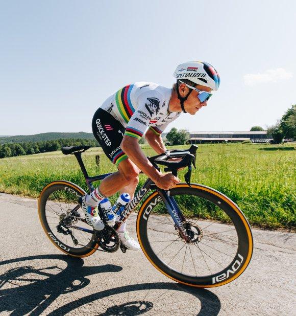 S-Works Tarmac SL8 LTD: Red Bull - BORA - hansgrohe Edition